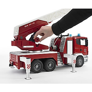 Bruder 03590 Scania R-Serie Fire Engine with Water Pump and L and S Module