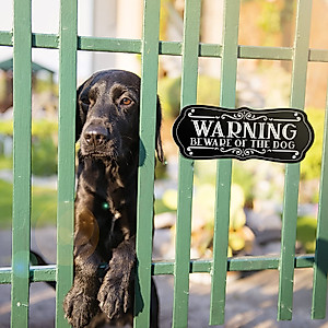 Moxweyeni 2 Pieces Dog Sign for Fence Beware of Warning Signs Metal Aluminum Funny Rustic Dog in Yard Keep Gate Closed Wall Door Sign