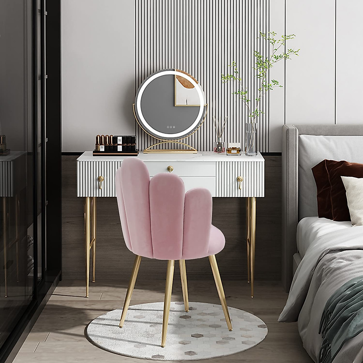 BOWTHY Vanity Chair for Makeup Room - Midcentury Modern Accent Velvet Chair with Back Support, Gold Legs for Living Room Bedroom (Pink)