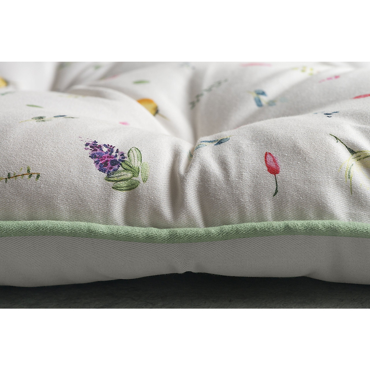 Maison d' Hermine Chairpads 100% Cotton Set of 2 Polyester Filling Cushion/Pillow Decorative Chair Pads with Ties for Kitchen, Party, Home & Camping, Botanical Fresh, Placed - Spring/Summer (16"x16")