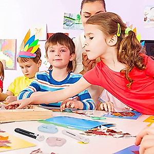 12 Pieces Cute Box Cutter Utility Retractable Knives, 6 Cartoon Cat Claw Box Cutters Pointed, 6 Cloud Pointed Cute Cardboard Cutter Razor Knife Smooth Pointed Mechanism for Office and Home Use