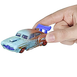 Hot Wheels Set of 5 Color Shifters Cars or Trucks in 1:64 Scale, Color Change Toy Vehicles (Styles May Vary) (Amazon Exclusive)