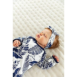 Baby Be Mine Mommy & Me Delivery Robe with matching Baby Receiving Gown & Hat Set (L/XL pre pregnancy 12-18, Serra)