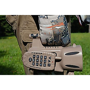 Lucky Duck Rebel Predator Electronic Caller with Decoy