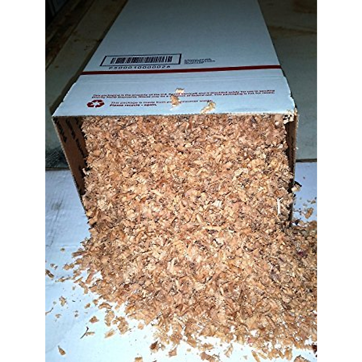 1 Full box of Red Oak wood shavings. 100% all natural wood curls