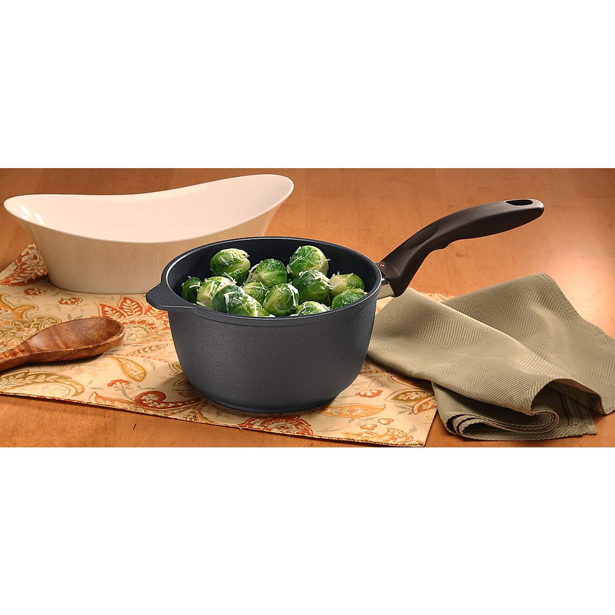 Swiss Diamond 2.2 Quart (7") Nonstick Induction Saucepan with Lid, Dishwasher & Oven Safe, Grey