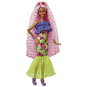 Barbie Extra Deluxe Doll & Accessories Set with Pet, Mix & Match Pieces for 30+ Looks, Multiple Flexible Joints, Gift for Kids 3 Years Old & Up