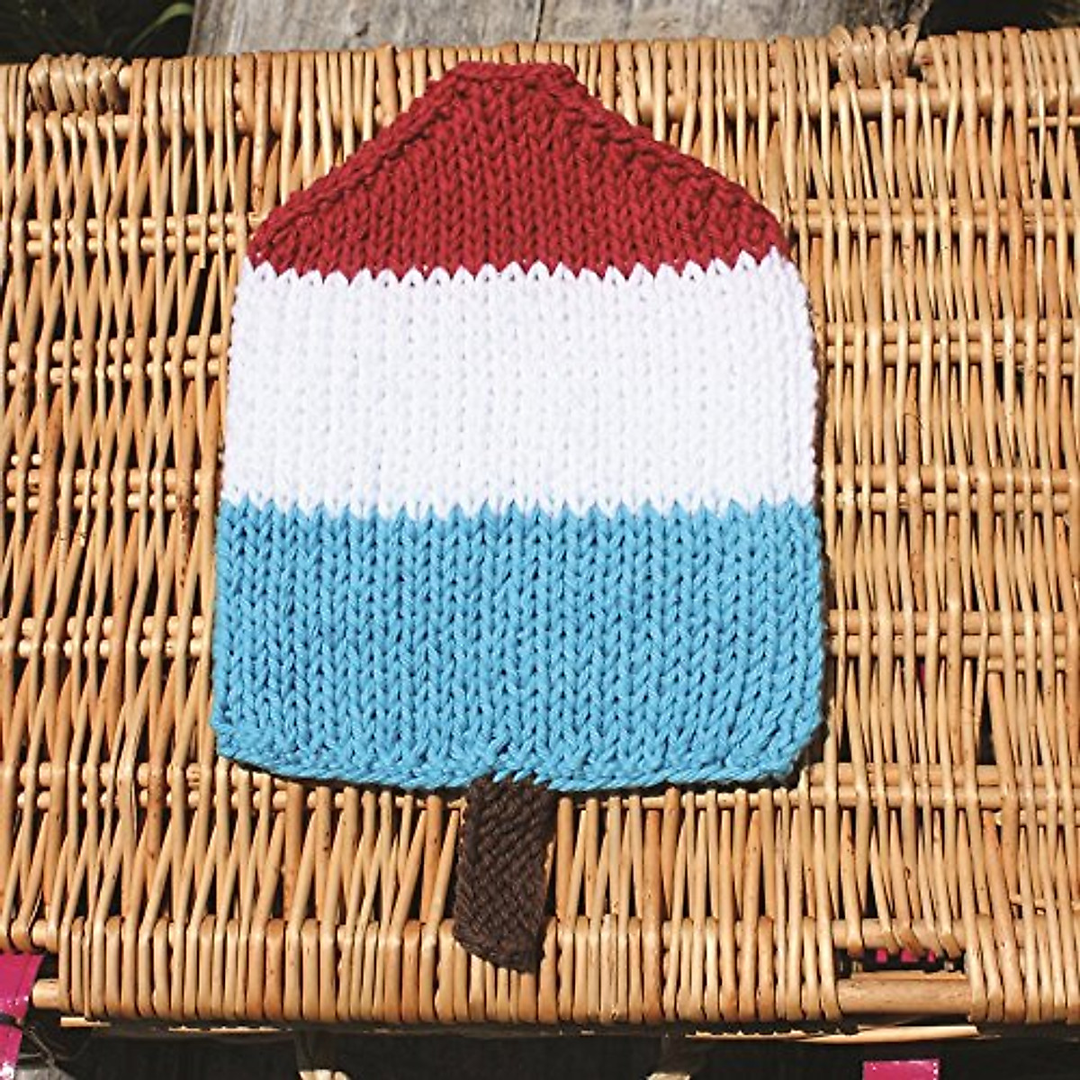 Lily 10201818705 Sugar 'N Cream Super Size Solid Yarn, 4oz, Gauge 4 Medium, 100% Cotton - Red - Machine Wash & Dry,Big Ball