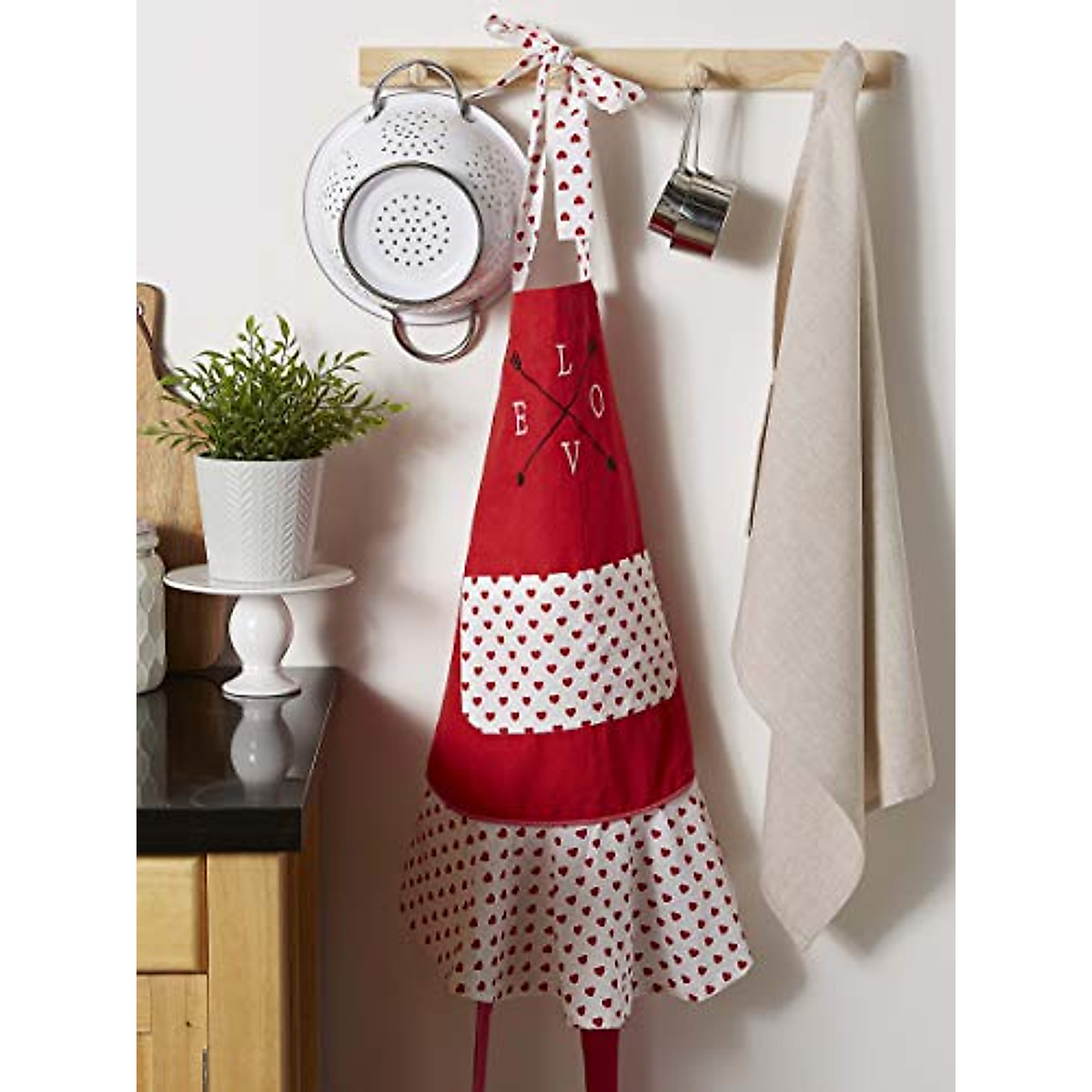 DII Valentine's Day Collection Kitchen, Apron, Love Struck
