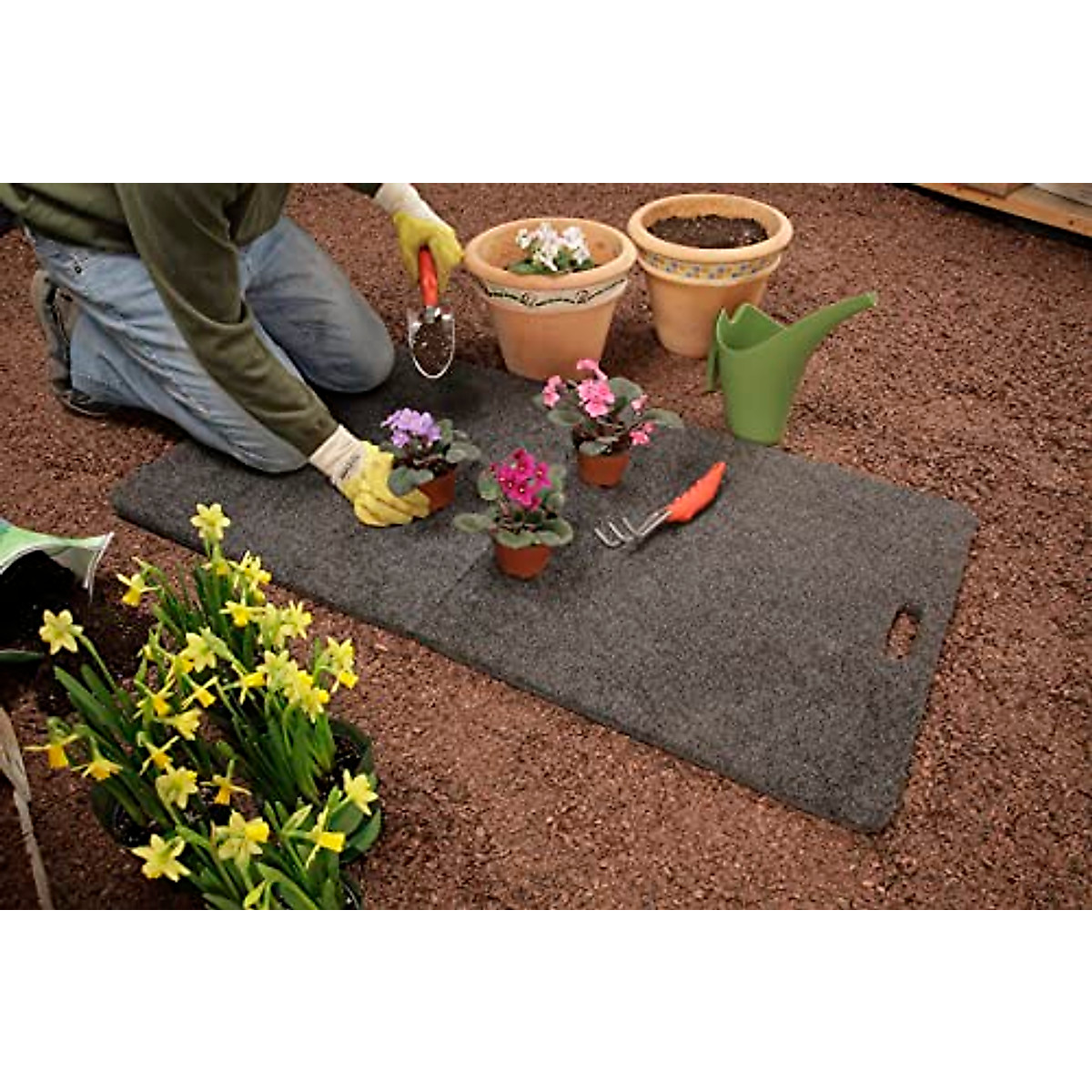 Bedrug | Folding Track Mat / Knee Protection Mat | TrailerWare | 2' x 4' / Charcoal Grey | TW2X4MAT