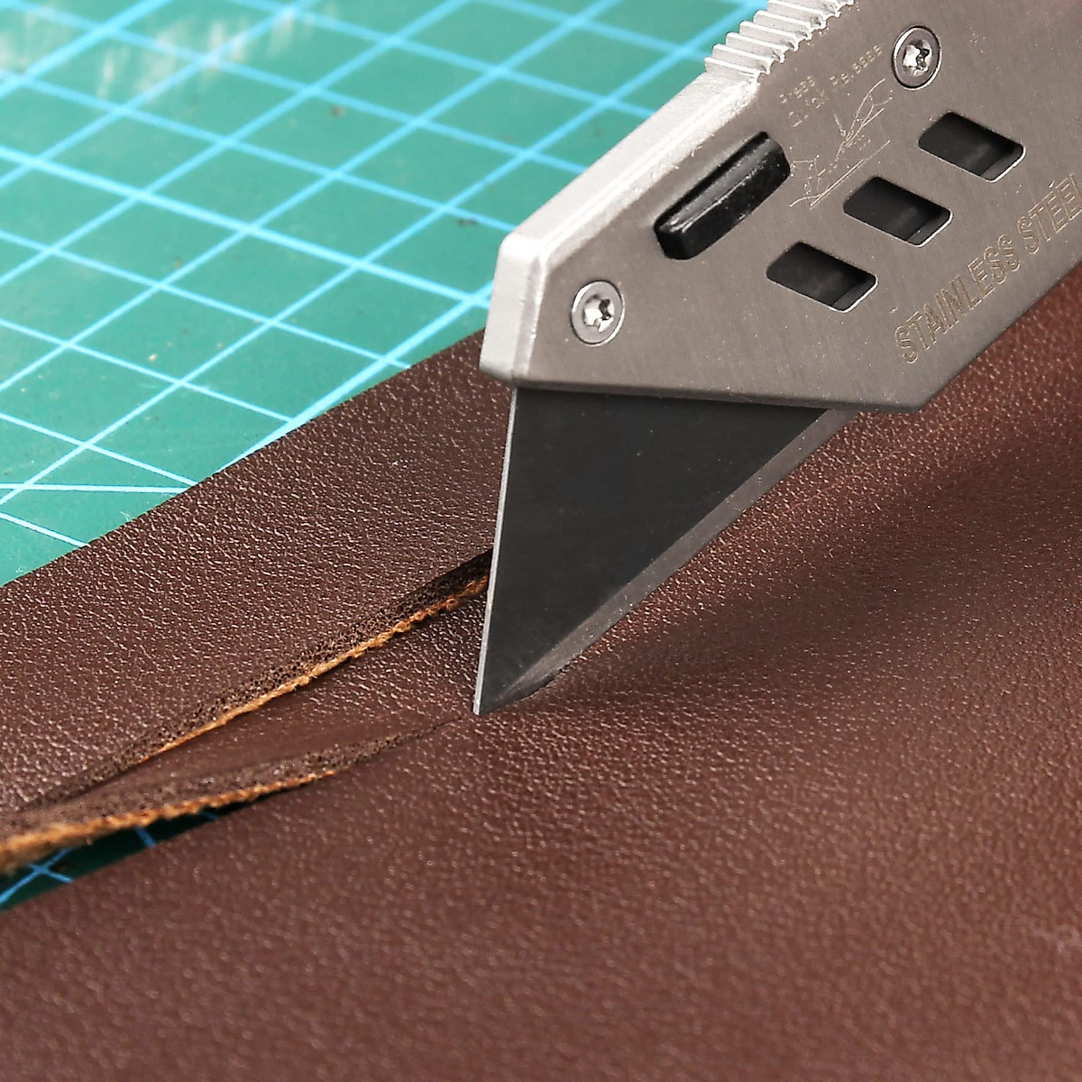 HAUTMEC Utility Knife Blades, 10-Pack with Dispenser, Standard Replacement Blades for Heavy Duty Utility Knives and Box Cutters, Sharper SK2H Black Blades HT0265-KN