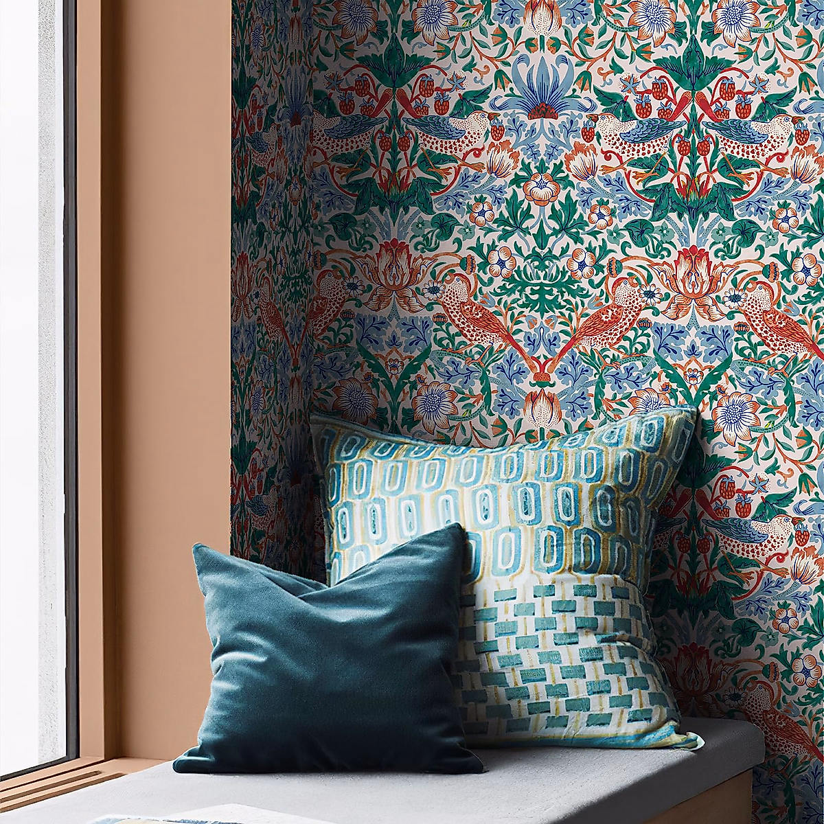 JiffDiff Vintage Wallpaper Peel and Stick Watercolor Floral Botanical Morris Wallpaper Strawberry Thief Easy Peel Off Wallpaper for Bedroom Mural Wall Decor Self-Adhesive 17.7in x 9.8ft