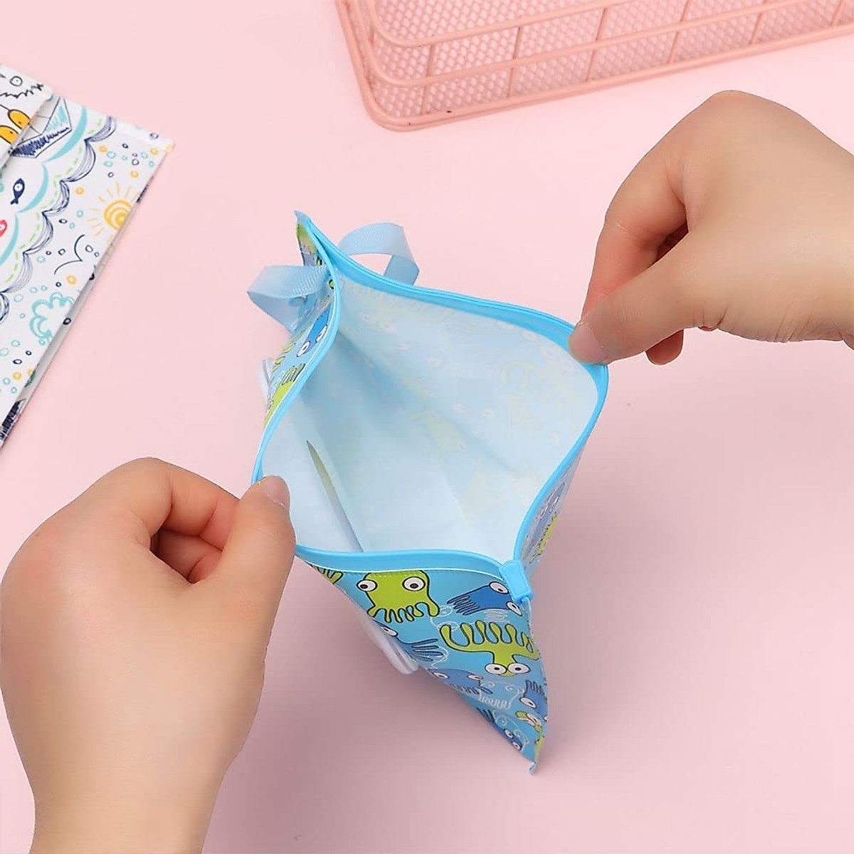 Wet Wipe Bag, Clamshell Wipe Holder, Cute Wet Wipes Bag, Travel Wet Wipes Box, Portable Wipes Container, Eco-Friendly Wipes Case(8)