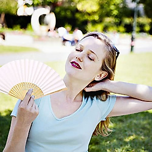 Merkaunis 100 Pcs Paper Hand Held Fans with Organza Bags Bamboo Folding Fan White Paper Handheld Fan for Wedding Party and Home Decoration Gift DIY Painting