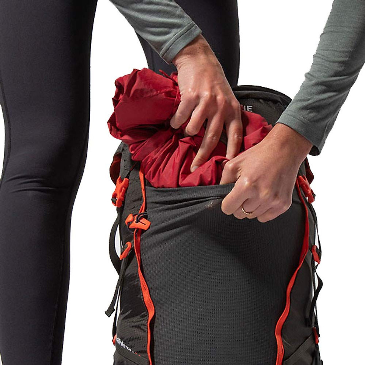 Montane Trailblazer Day Pack, 30 L, Charcoal, One Size, PTB30CHAO07