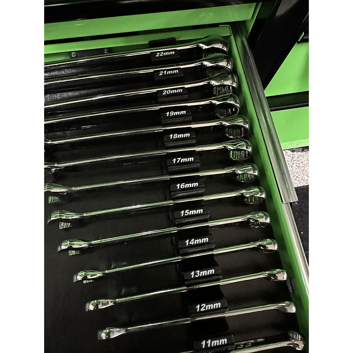 Identification labels compatible with toolbox widget vertical PRO wrench holders (SAE set, Black)