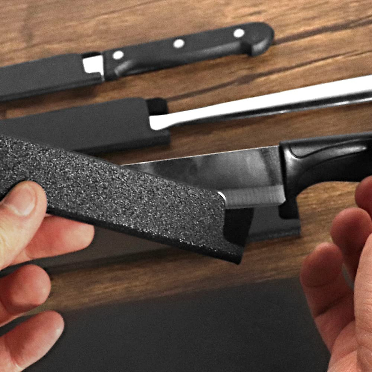 5-Piece Universal Knife Edge Guards ， More Durable, Gentle on Your Blades,BPA-Free Felt Lining Covers Are Non-Toxic and Abrasion Resistant - The chef's first choice - Knives Not Included