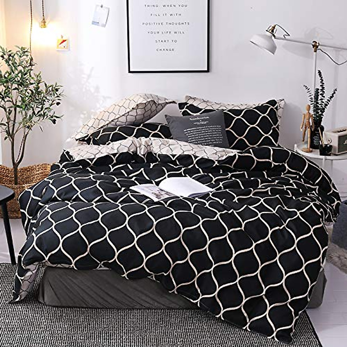 NTjinli Duvet Cover Queen Size-Dark Green Fish Scale Queen Duvet Cover Set,100% Washed Microfiber Queen Comforter Set,1 Duvet Cover 90x90 Inches with Zipper Closure and 2 Pillow Shams… (Black, Queen)
