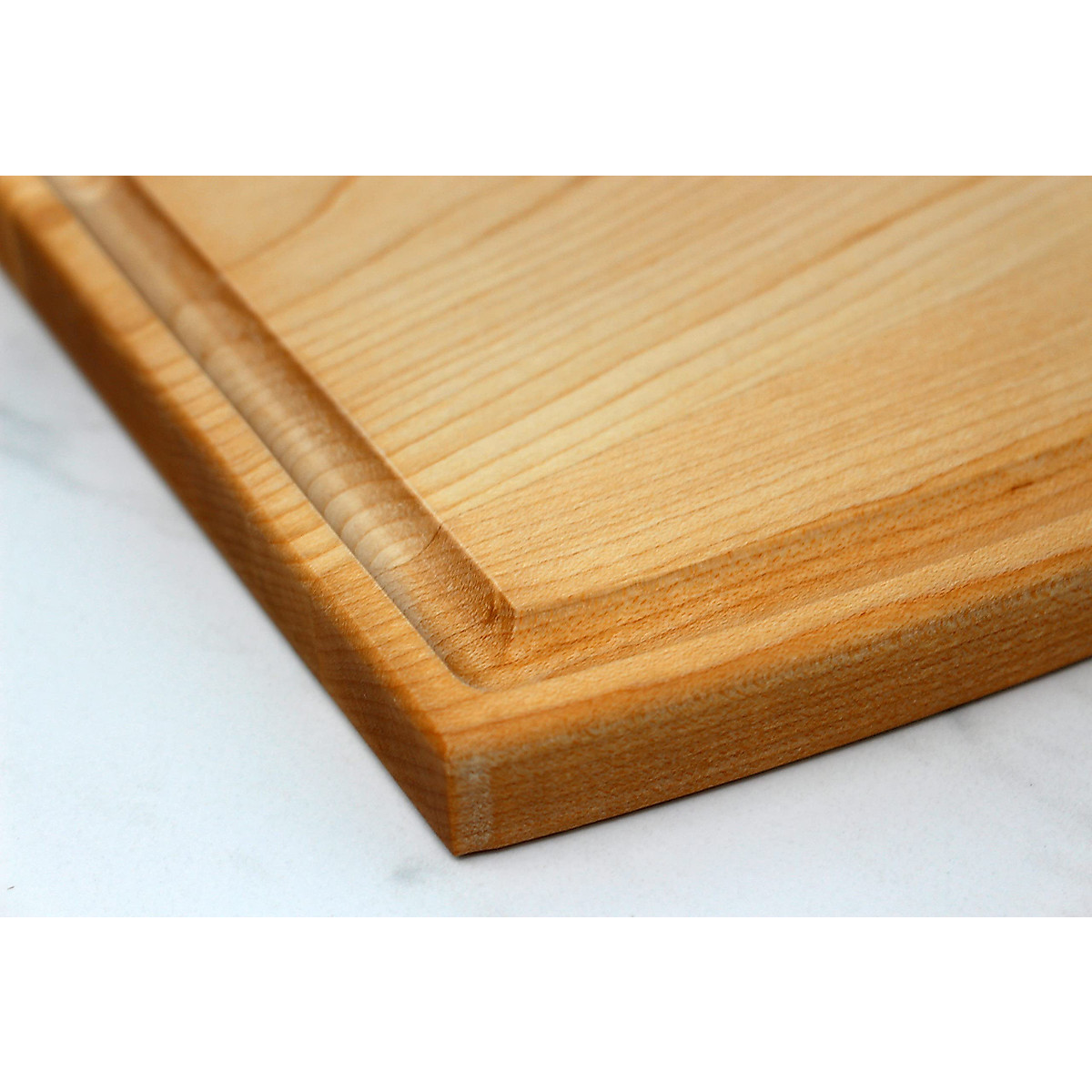 Monogrammed Wood Cutting Board Gift for Him or Her, Unique Wedding Gift for Couples, Engraved Maple or Walnut Holiday Gift Idea, Etched Gift