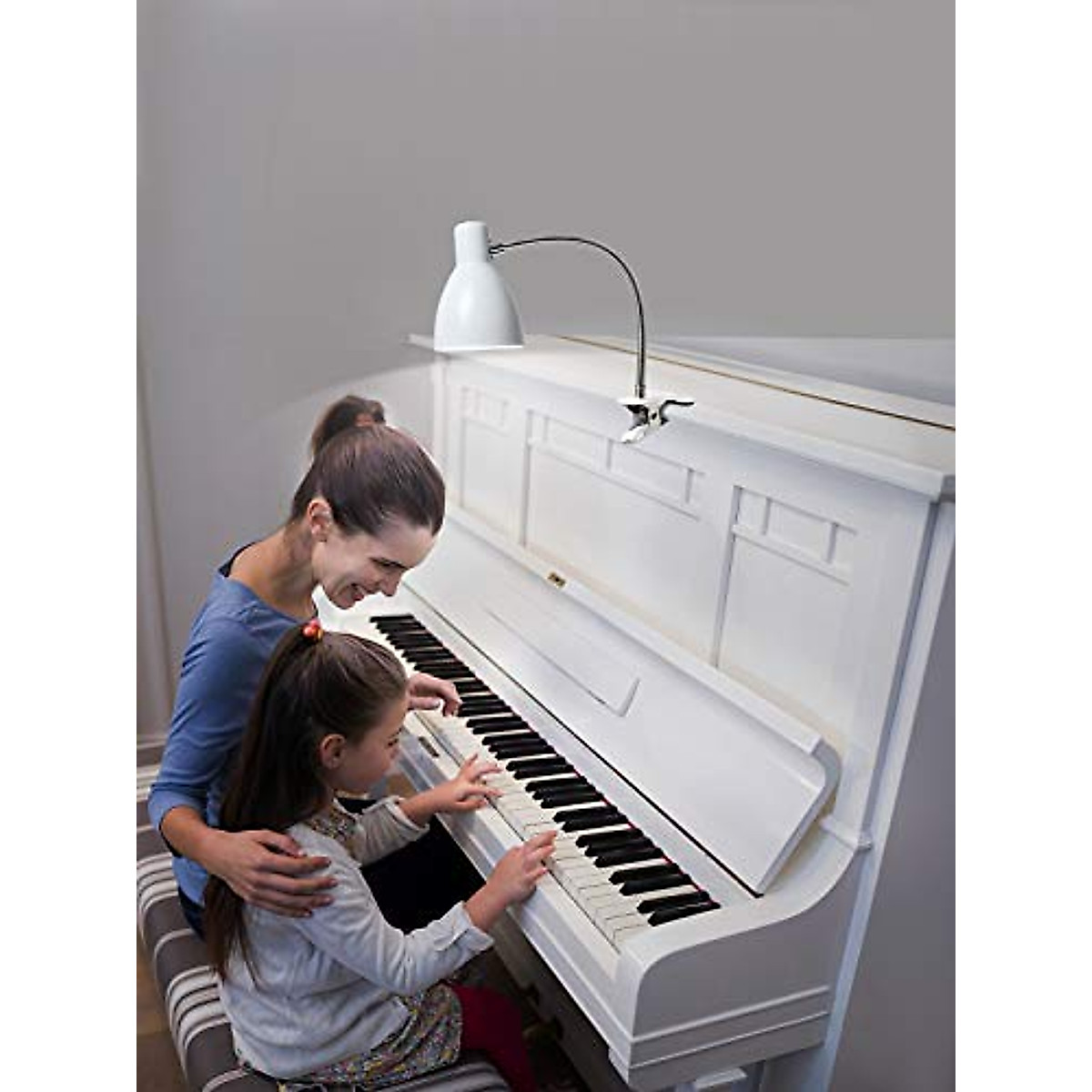 Desk lamp Eye-Caring Table Lamps, 360°Rotation Gooseneck Clip on Lamp, Clip On Reading Light, Portable Reading Book Light, Clamp Light, Study Desk Lamps for Bedroom and Office Home Lighting (White)