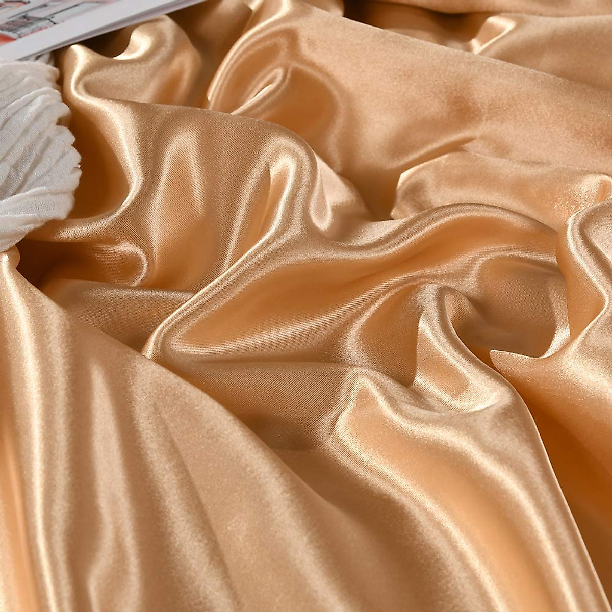 Duvet Cover 3 Piece Set - Ultra Soft Silky Satin Hotel Collection - 1 Comforter Cover with Zipper Closure and 2 Pillowcases - King/Cal King, Gold - Duvet Set