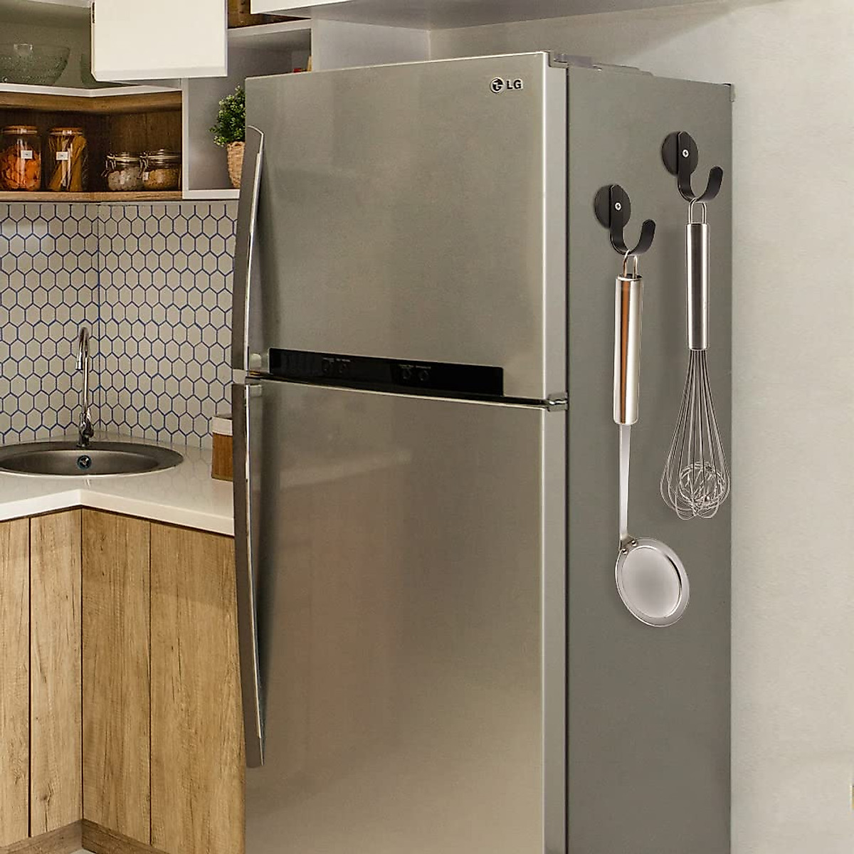 LucyPhy 4 Pack Magnetic Wreath Hanger Wreath Holder Wreath Hanger Hook for Metal Front Door for Metal Door Refrigerator BBQ Grill Tool Box