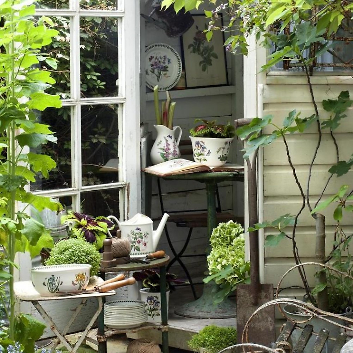 Botanic Garden 14 Inch Chip and Dip