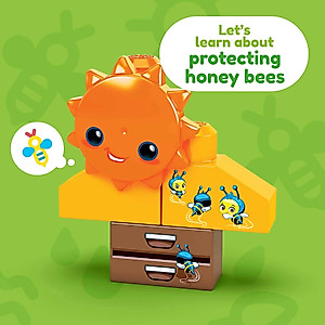 Mega BLOKS Fisher-Price Toddler Building Blocks Toy Set, Green Town Grow & Protect Farm with 51 Pieces, 3 Figures, Ages 1+ Years