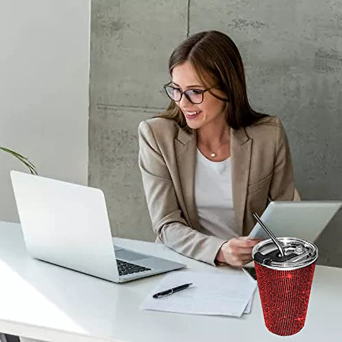 Bling Diamond Straw Cup,17oz Stainless Steel Thermal Bottle,Vacuum Double Wall Insulated Cup Glitter Water Bottle,Bling Cup, Leak-Proof Insulated Coffee Cup for Gym Fitness Travel Office Use（Red）