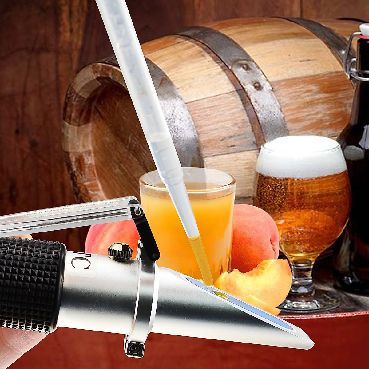 Beer Brix & Specific Gravity Refractometer with ATC Optic Dual Scale 0~32% Brix 1.000-1.120 SG Wine Wort Making Beer Brewing Fruit Juice Hops Sugar Homebrew Kit