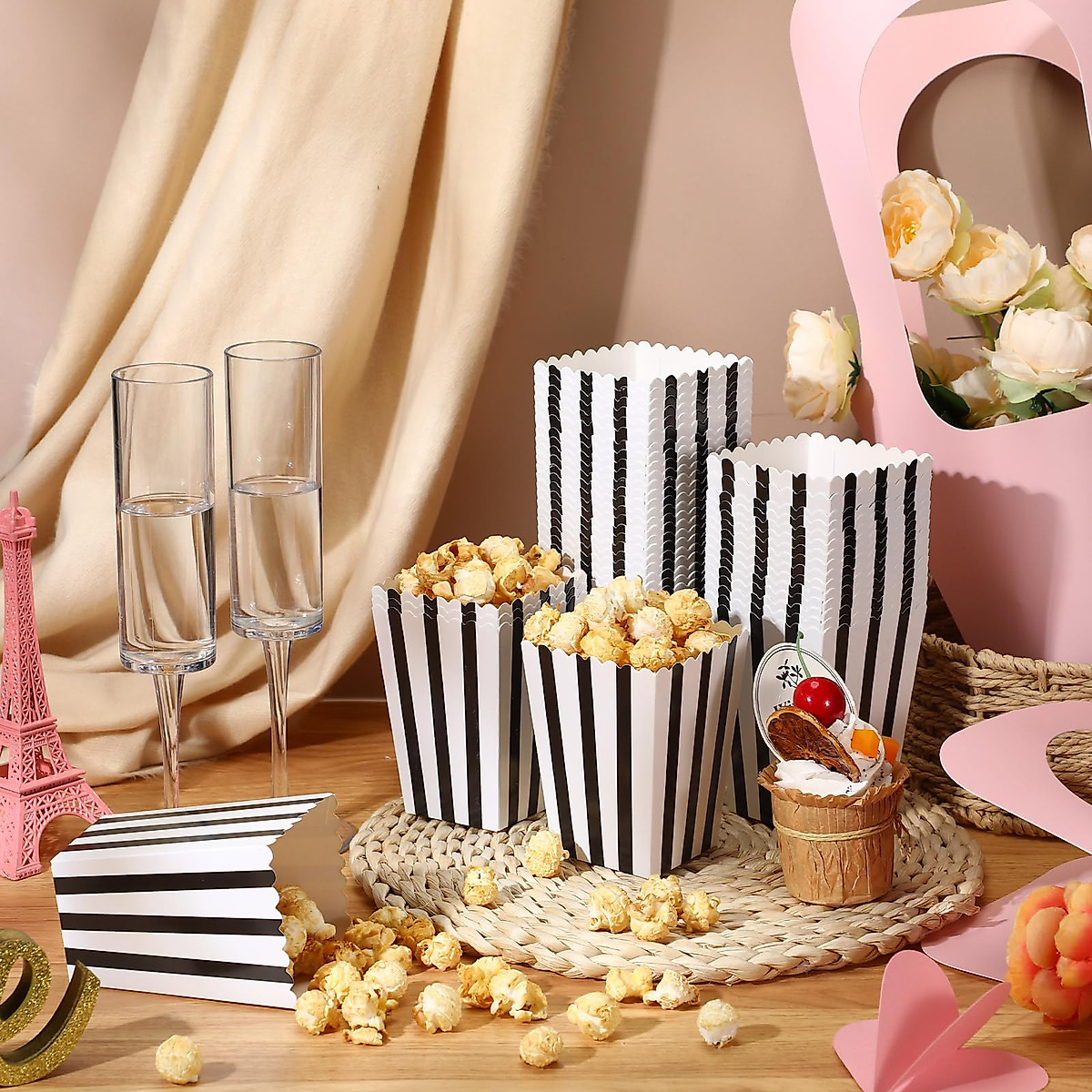 Maxcheck 200 Pcs Popcorn Boxes with 200 Pcs Clear Cellophane Bag, Mini Paper Popcorn Box Cardboard Popcorn Container, Popcorn Boxes Snack Candy for Birthday Wedding Decoration (Black and White)