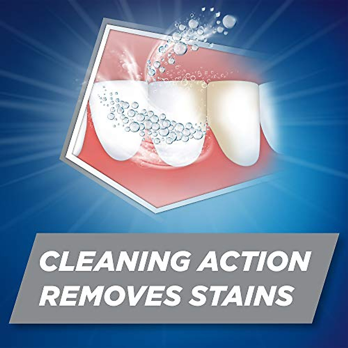 Aquafresh Extreme Clean Whitening Action Fluoride Toothpaste for Cavity Protection, 5.6 ounce