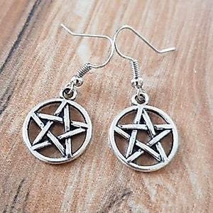 Silver Pentagram Earrings // Pentacle // Alternative Jewellery // Halloween // Witch // Pagan