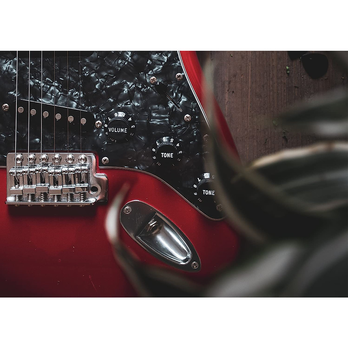 harpfeas Guitar Input Jack Socket Plate Output Loaded Boat Style 1/4 Inch for Fender Stratocaster Strat St Mono Electric Guitar (Chrome)