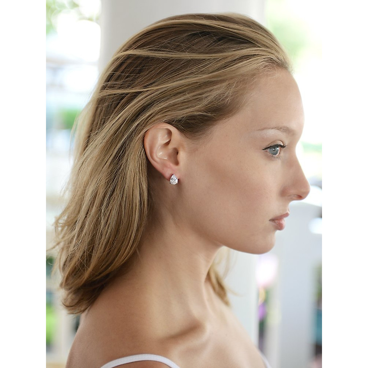 Mariell Cubic Zirconia Stud Earrings, Pear Shape CZ Crystal, 2 Carat Imitation Diamond Stud Earring Gift