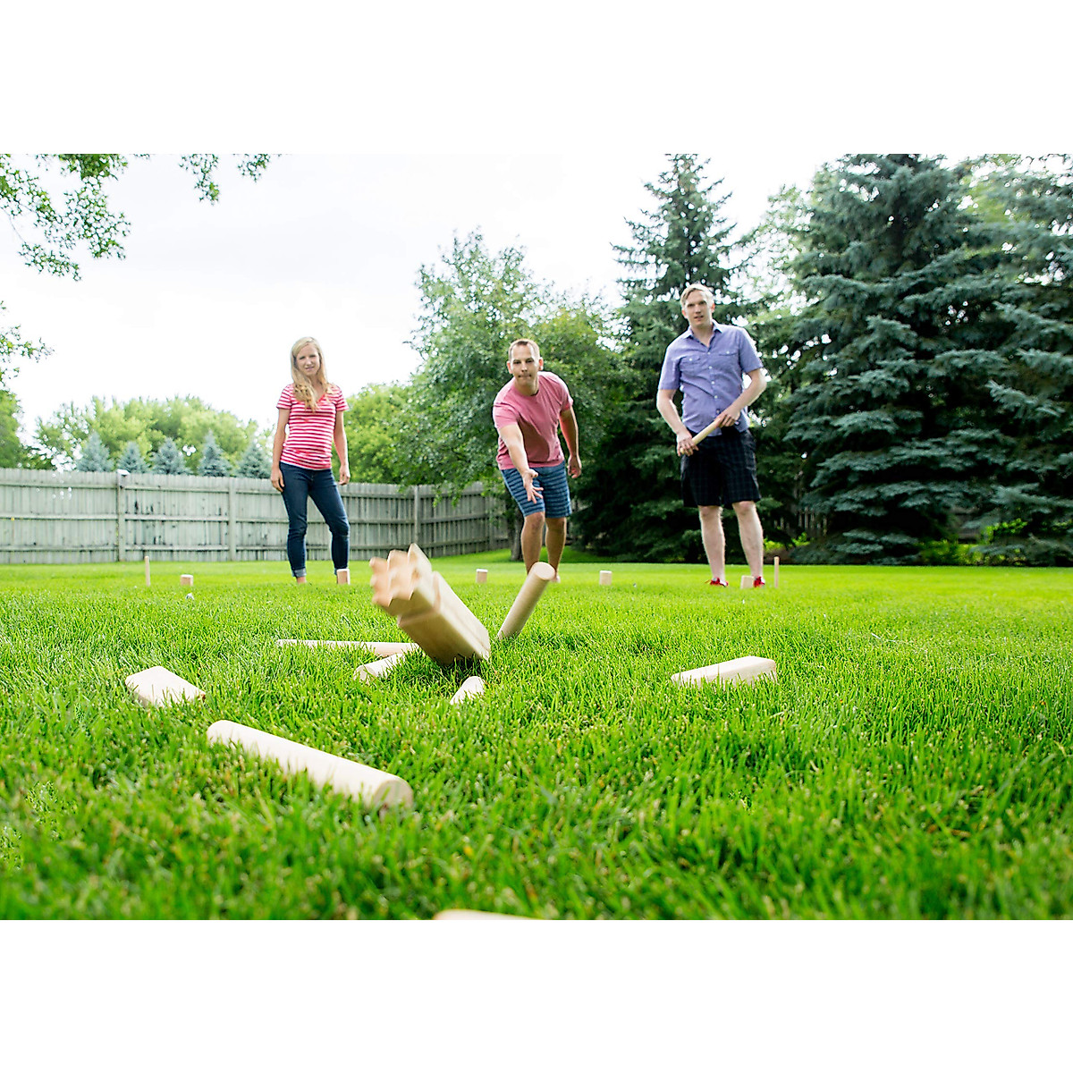 Yard Games Kubb Regulation Size Outdoor Tossing Game with Carrying Case, Instructions, and Boundary Markers