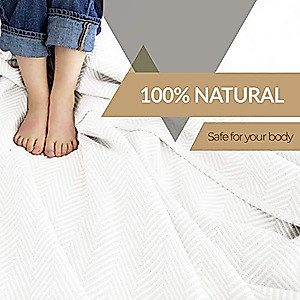 Comfortica Classics 100% Organic Cotton Super-Soft and Breathable Bed/Throw Blanket Herringbone Design - Queen, Lilac