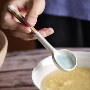 4pcs Japanese Ramen Soup Spoons Ceramic Asian Soup Spoons Retro Korean Style Tablespoon Rice Noodles Dinner Serving Spoon Ladles for Pho Miso Cereal Sauce Gravy Condiment (Style 1)