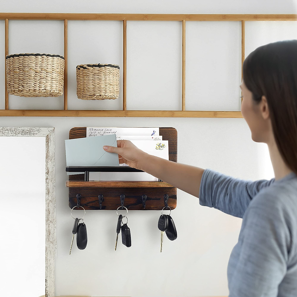 Decorative Key Hanging Rack with 5 Sturdy Hooks – Easy Install Key and Mail Holder for Wall Mount – Beautiful Farmhouse Entryway Shelf Organizes All Your Keys and Mails