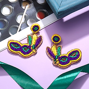 Mardi Gras Beaded Earrings Dangling Festival Boho Mask Llama Seed Bead Dangle Earrings Statement Fun Alpaca Drop Earrings for Women Carnival Parade Party Jewelry