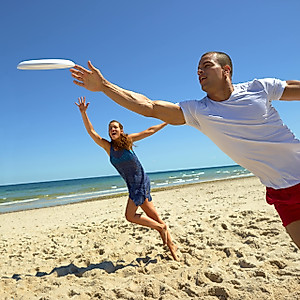 Franklin Sports Flying Disc - Sport Disc for Beach, Backyard, Lawn, Park, Camping and More - 175 Gram Disc,White