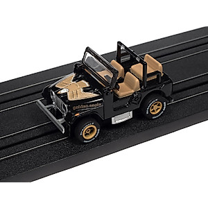 Auto World Xtraction Off Road 1979 Jeep CJ-7 (Black) HO Scale Slot Car