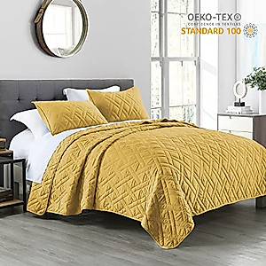 Quilt Set King Size Yellow, Classic Geometric Diamond Stitched Pattern, Ultra Soft Microfiber Lightweight Bedding Set Quilted Bedspread Coverlet for All Season, 3 Piece Includes 1 Quilt and 2 Shams