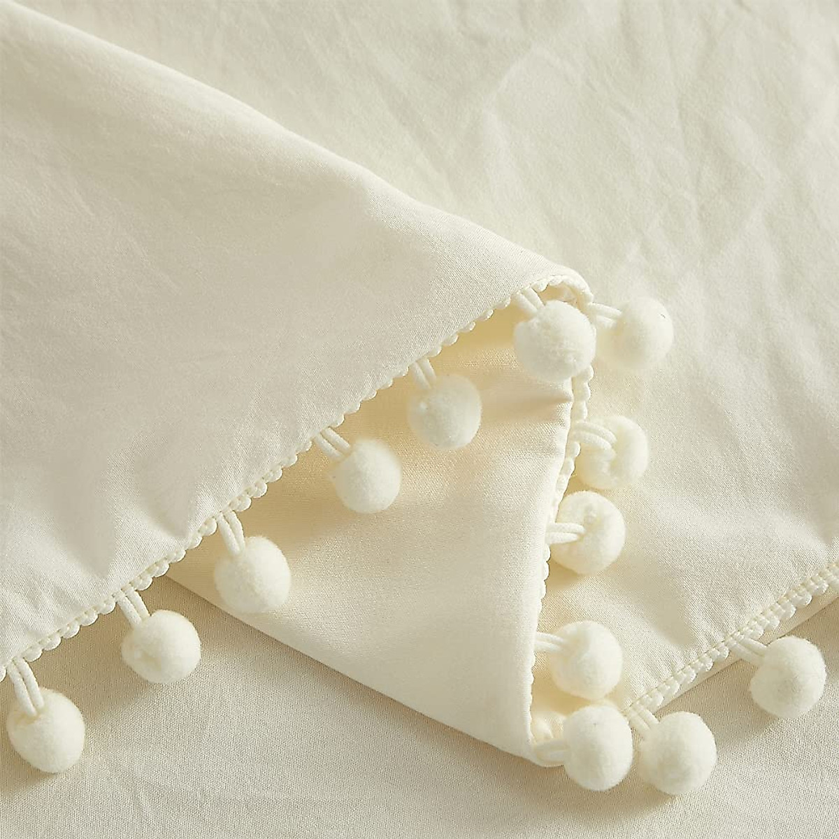 AiMay 2 Piece Duvet Cover Set Twin Size(1 Duvet Cover + 1 Pillow Shams) Bedding Sets Super Soft 100% Double Brushed Microfiber Boho Ball Fringe Breathable Skin-Friendly (White, Twin)