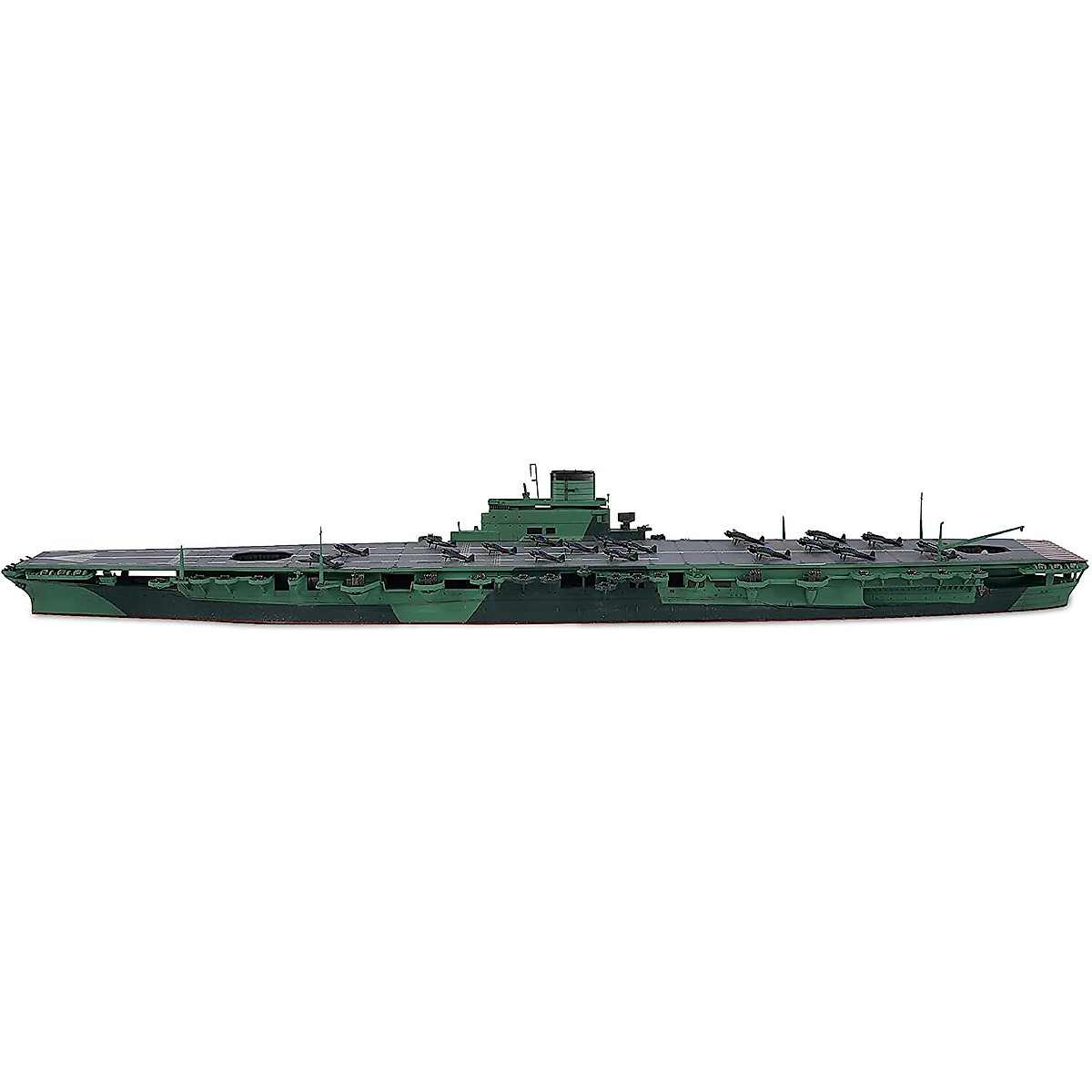 Tamiya 1/700 WWII Japanese Aircraft Carrier Shinano