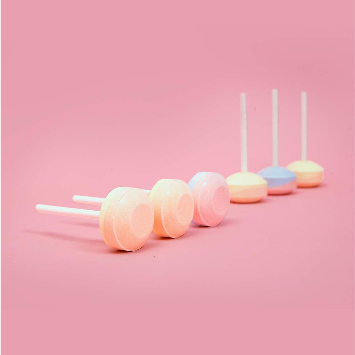 Smarties Lollies | Gluten Free, Peanut ,Fat Free Assorted Fruity Flavors, Low Calorie Perfect for Birthdays, Parties Made by US Candy Company Since 1949 - 34 oz 120 Count Lollipops