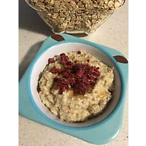 Woolworths Rolled Traditional Oats 750G - We pride ourselves in bringing you delicious oats that shine in your breakfast