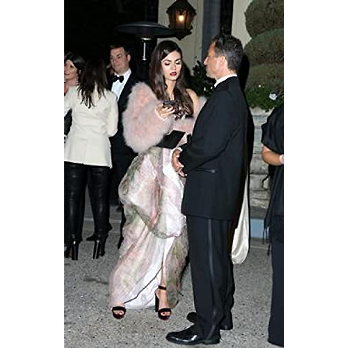 FC Carino Victoria Justice - 24X36 Poster FCA #FCA1053283