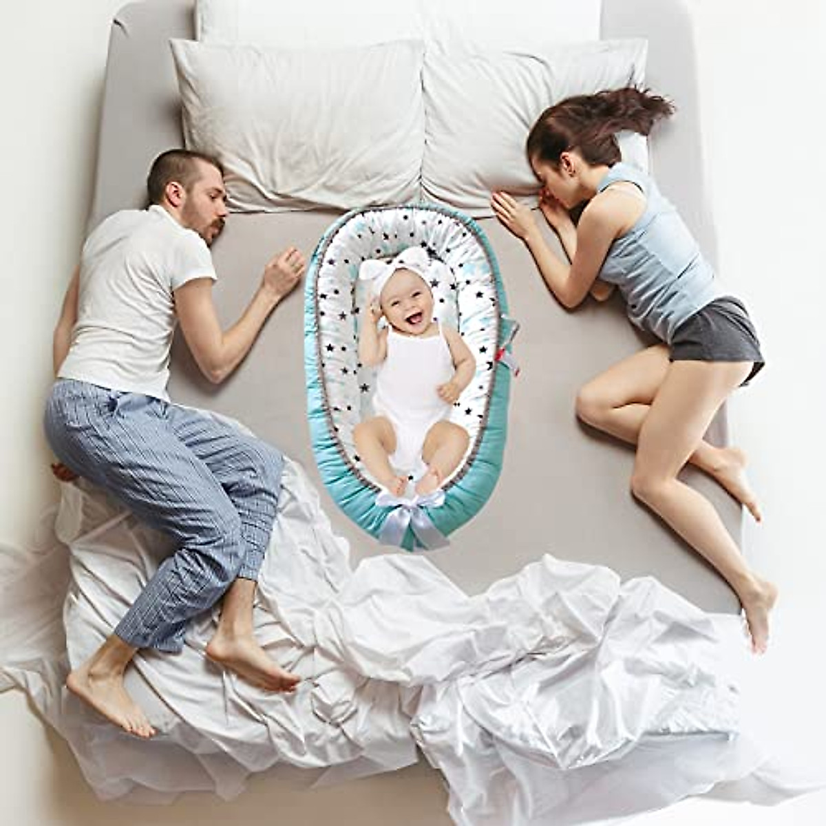 Vohunt Baby Lounger for Newborn,100% Cotton Co-Sleeper for Baby in Bed with Handles,Soft Newborn Lounger Adjustable Size & Strong Zipper Lengthen Space to 3 Tears Old(Blue-Edged Blue Star)