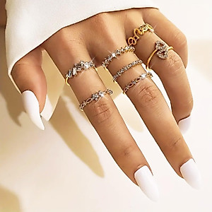 Gold Stackable Rings for Women Gifts Trendy Stuff Simple Star Moon Heart Knuckle Rings Set Boho Rings Cute Stuff Birthday Gifts Gold Rings Pack Jewelry